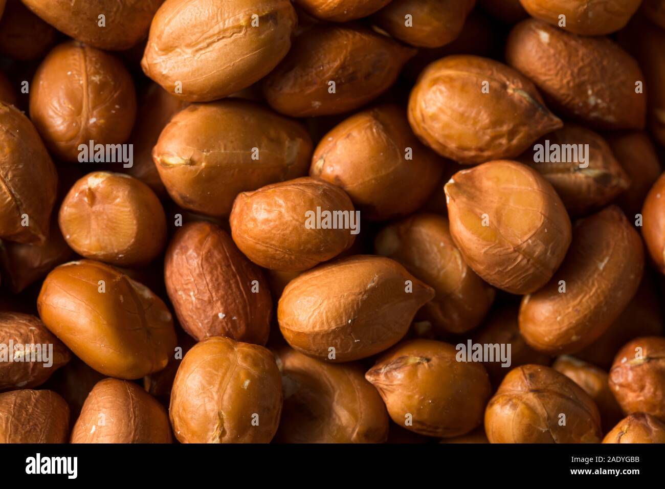 Raw Brown Organic Spanish Peanuts Ready to Eat Stock Photo - Alamy