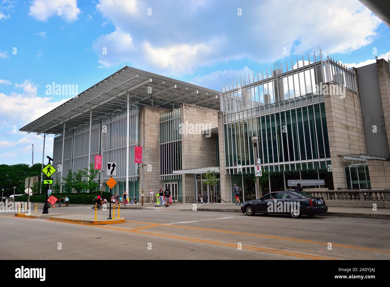 Chicago, Illinois, USA. The modern addition to the Art Institure of ...