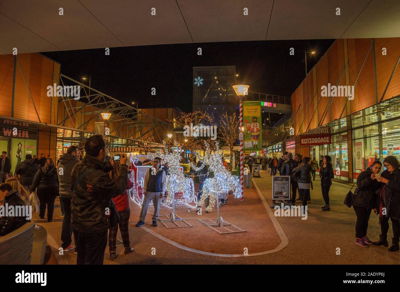 Shopping mall night scenery night market hi-res stock photography and ...