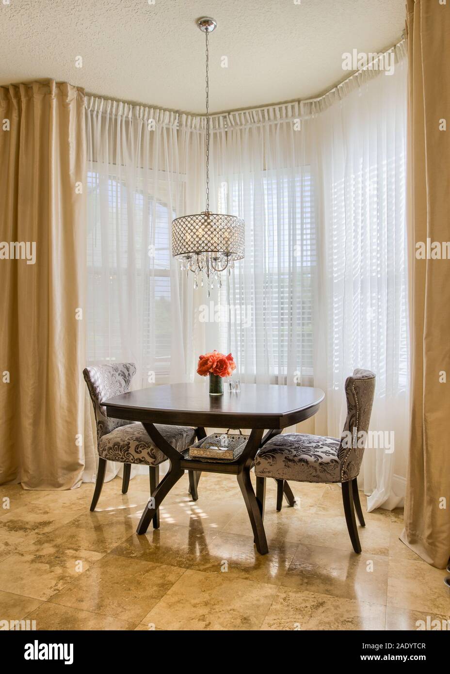Table for two Stock Photo - Alamy