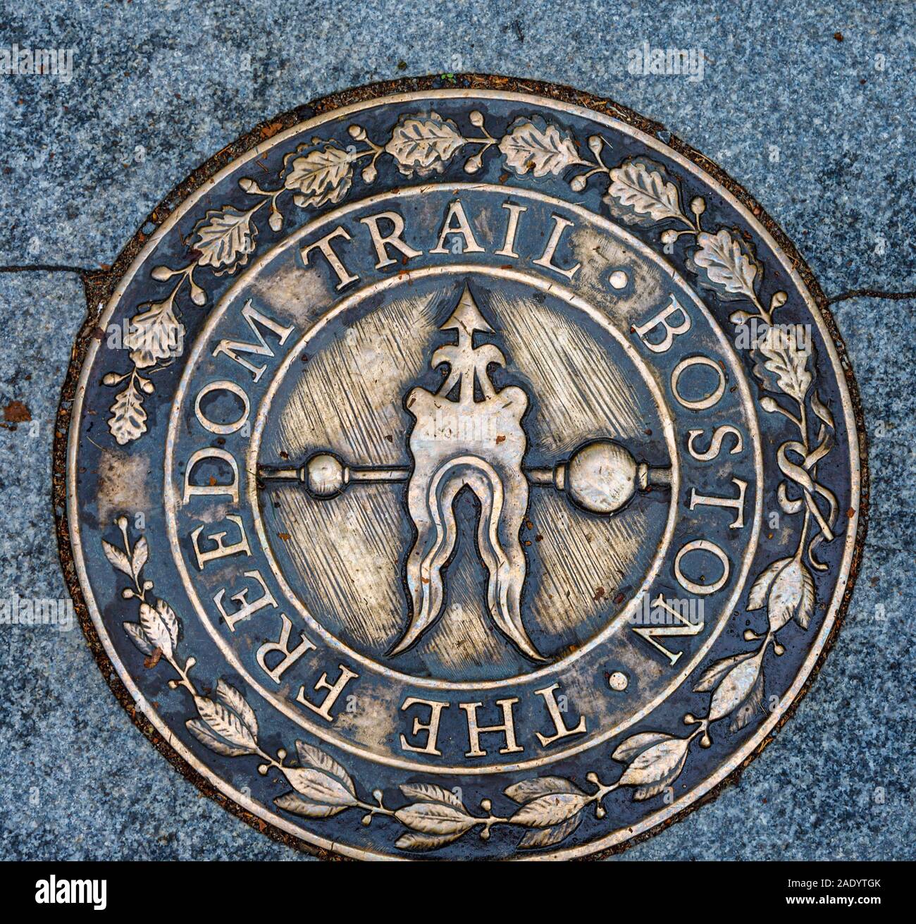 Heritage trail sign plaque hi-res stock photography and images - Alamy