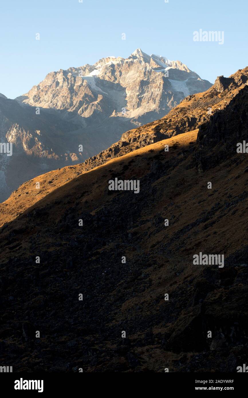Taplejung district hi-res stock photography and images - Alamy