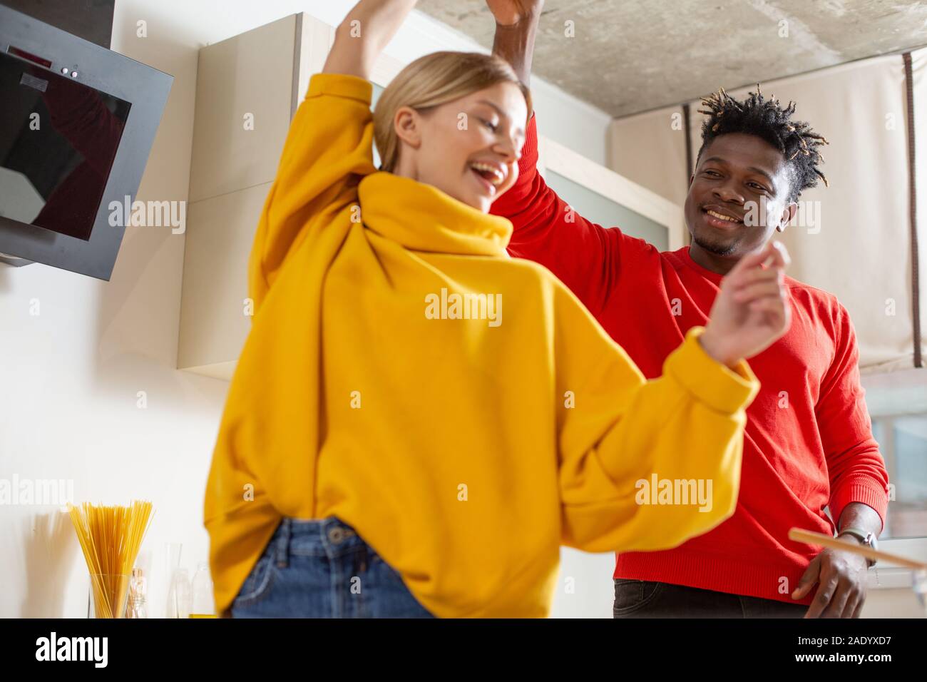 Youth dancing hi-res stock photography and images - Alamy