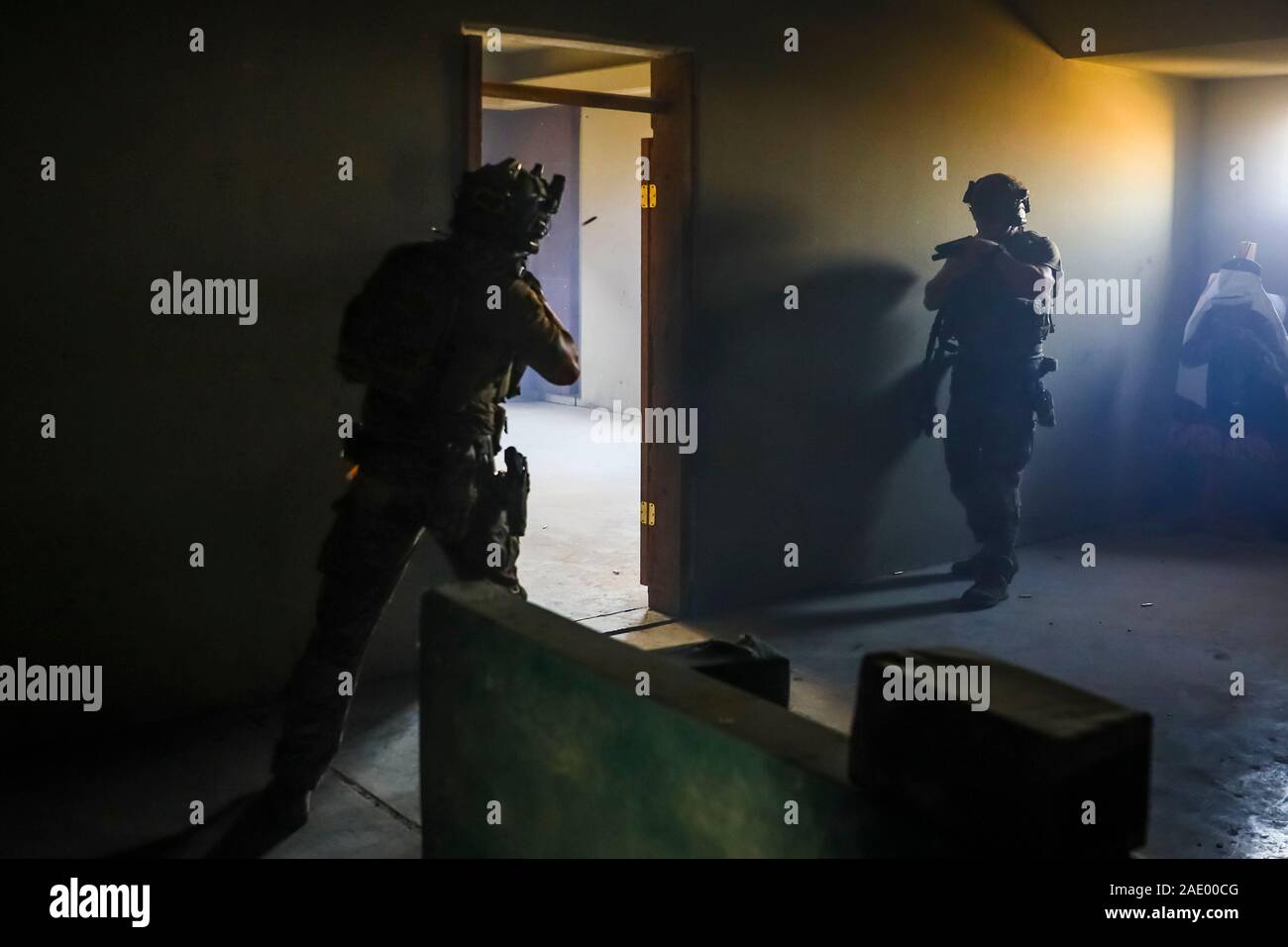 Green Berets with the 5th Special Forces Group (Airborne), engage a ...