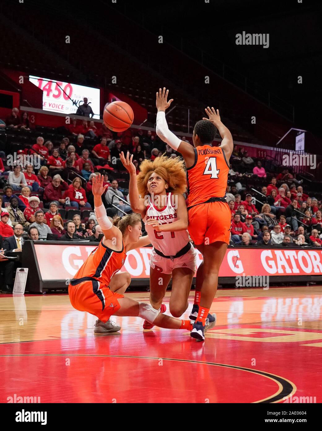 Lisa forward hi-res stock photography and images - Alamy