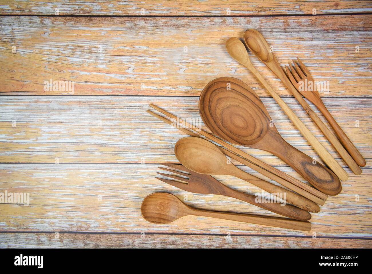 Natural kitchen tools wood products / Kitchen utensils background with ...