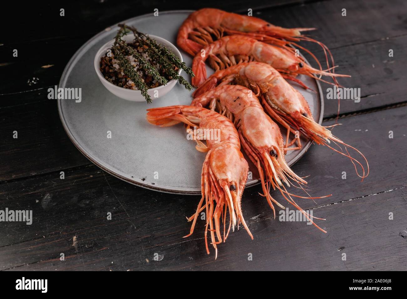 King tiger prawn hi-res stock photography and images - Alamy