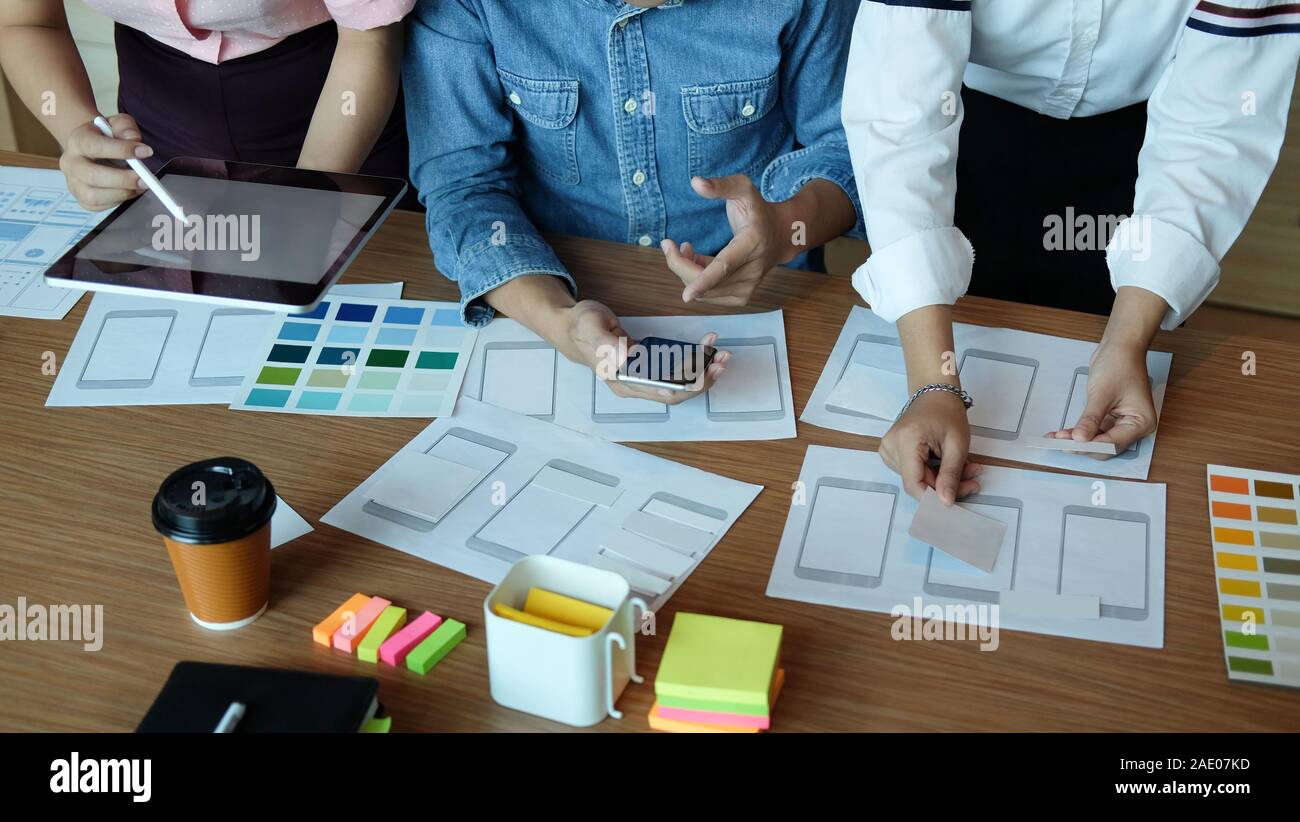 UX UI concept, Team of Website designer Creative planning application ...