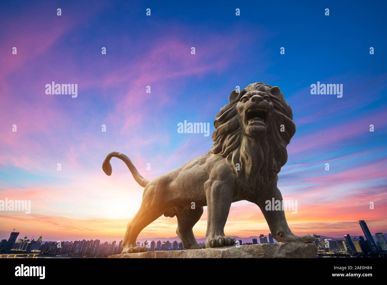 Traditional Chinese stone lions, Bund in Shanghai before the old ...