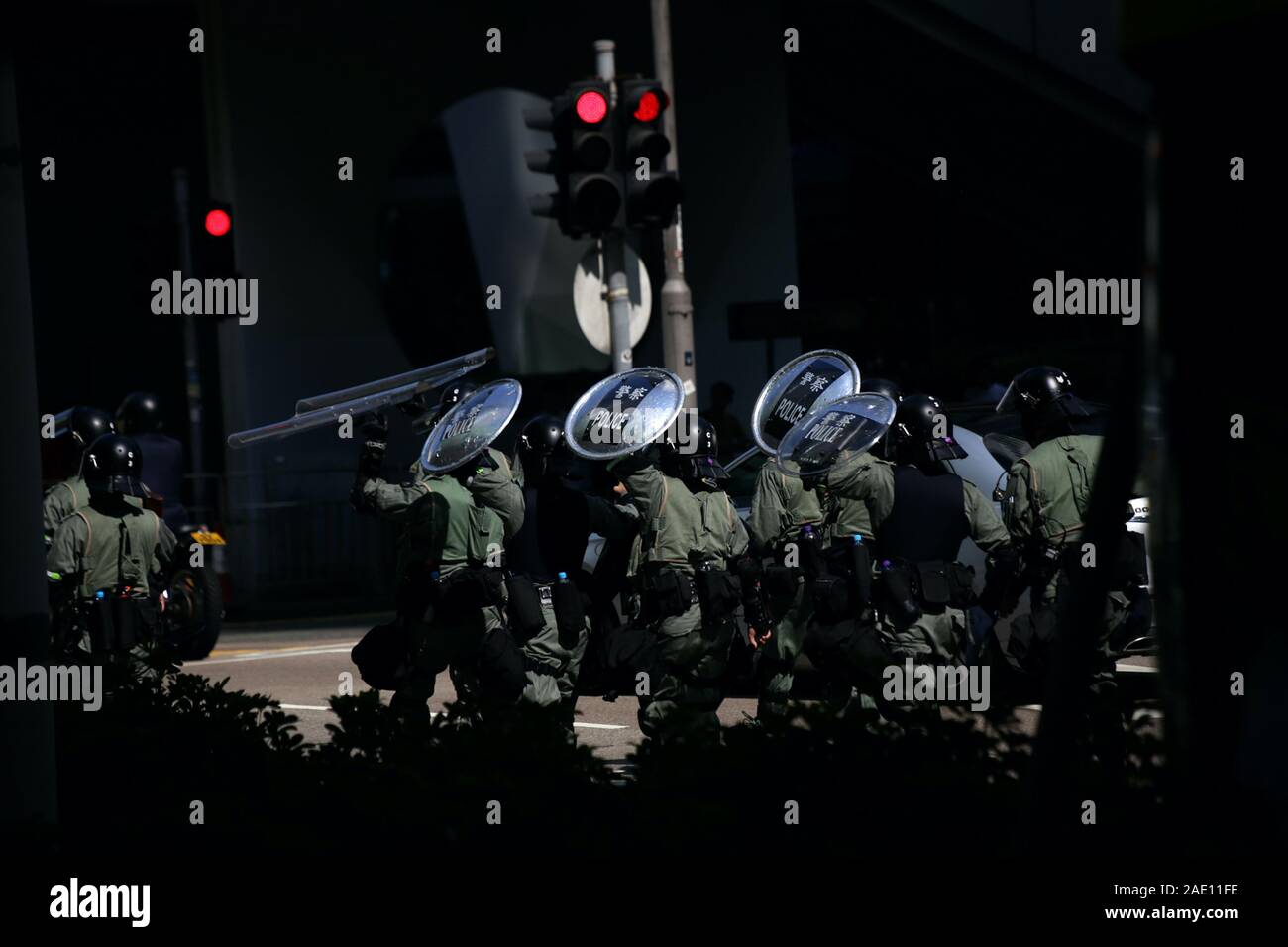 Human shields hi-res stock photography and images - Alamy