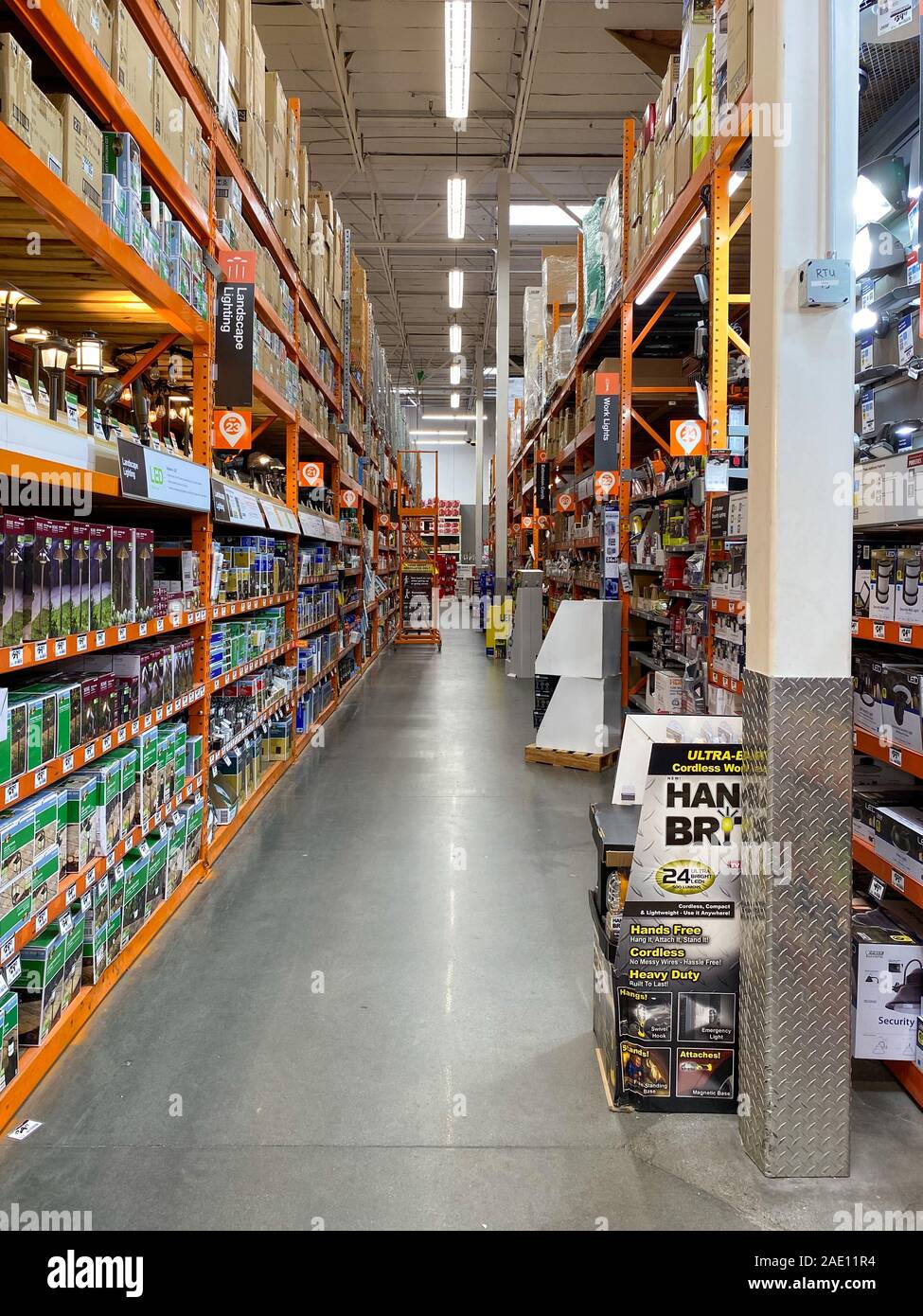Home Depot Empty Aisle