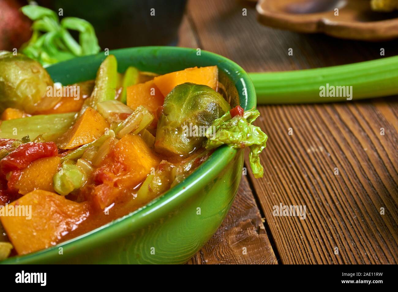 Daraba, dish prepared with okra, tomatoes, sweet potatoes, greens ...