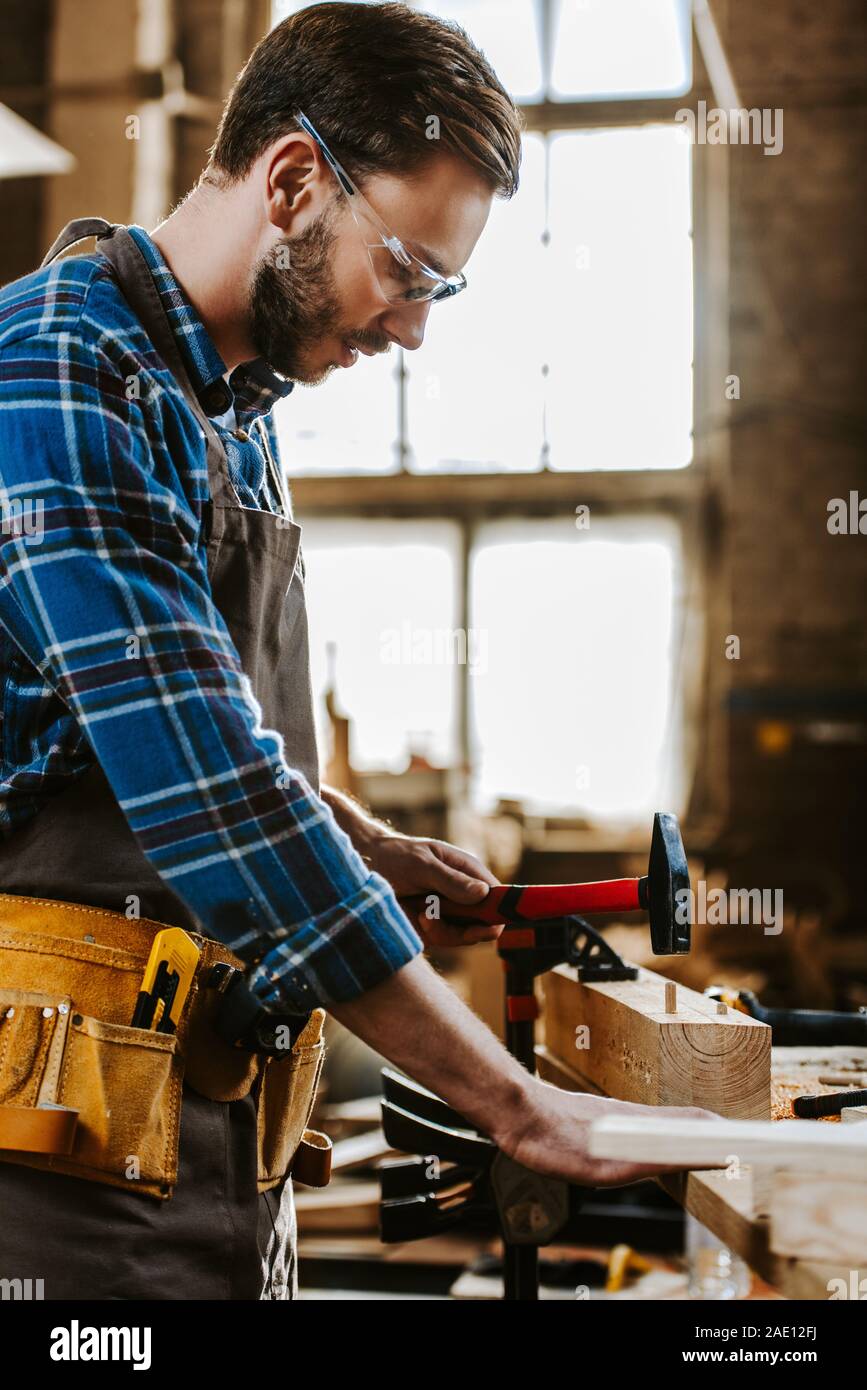 Side view bearded carpenter hi-res stock photography and images - Alamy