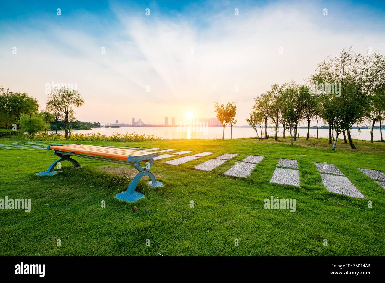 Morning light stock hi-res stock photography and images - Alamy
