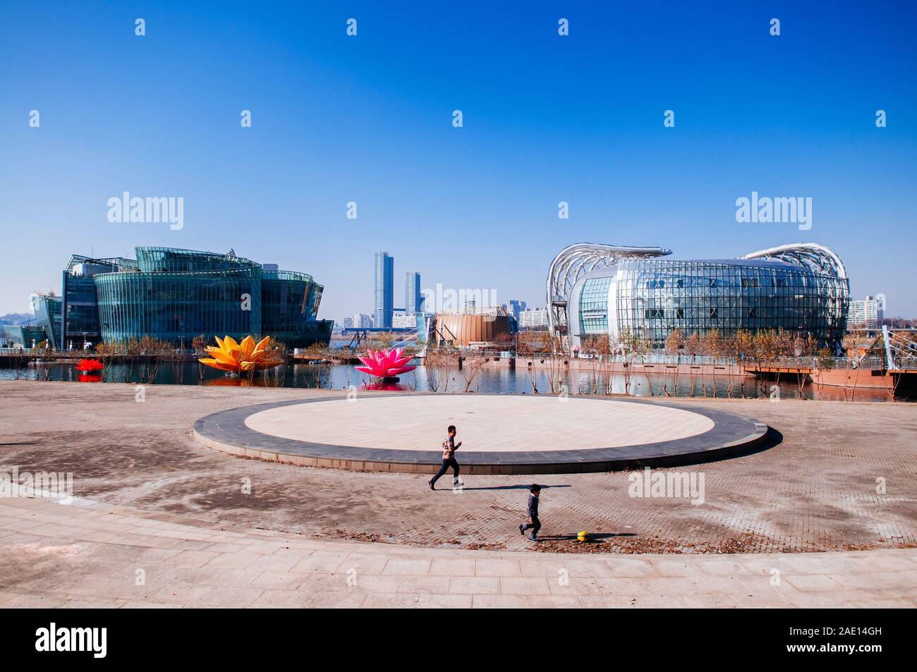 DEC 13, 2016 Seoul, South Korea - Kid and father playing at Sebitseom (Some Sevit) Floating ...