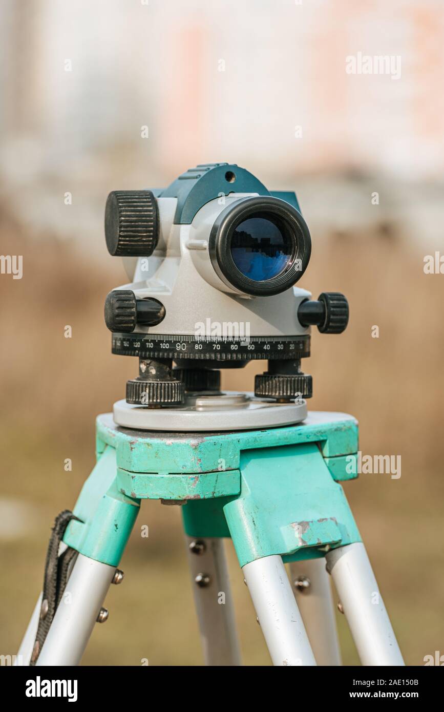 Digital level hi-res stock photography and images - Alamy