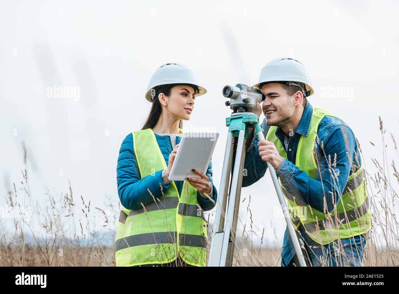 Professional land surveyors hi-res stock photography and images - Alamy