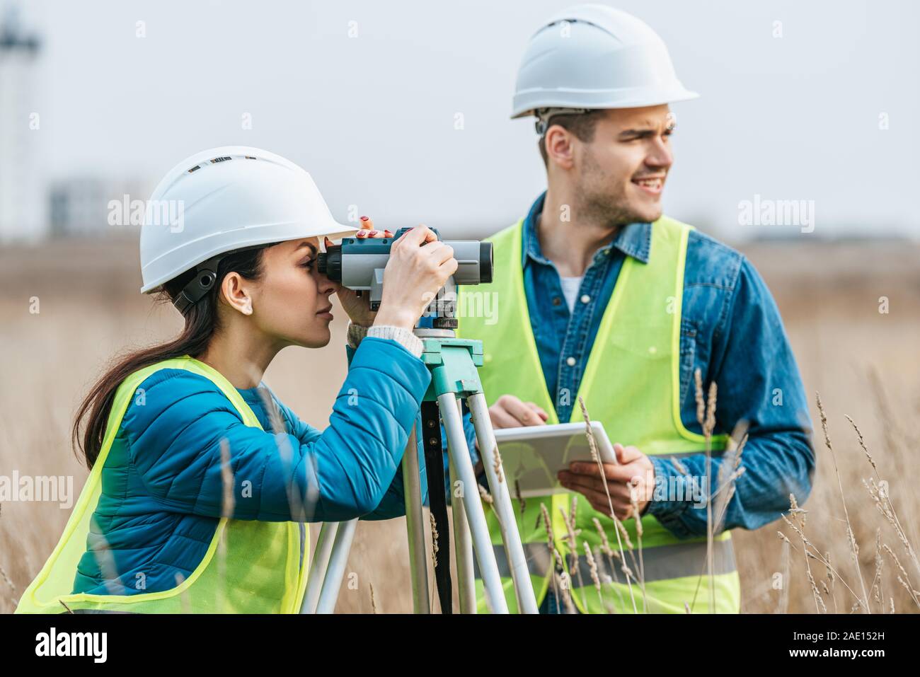 Professional land surveyors hi-res stock photography and images - Alamy