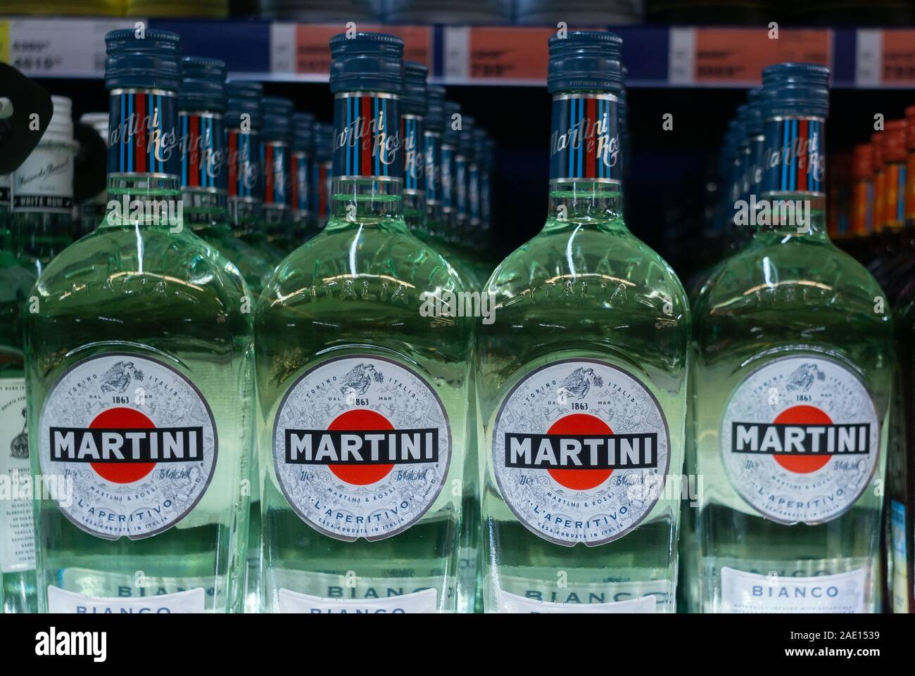 Martini vermouth vino hi-res stock photography and images - Alamy
