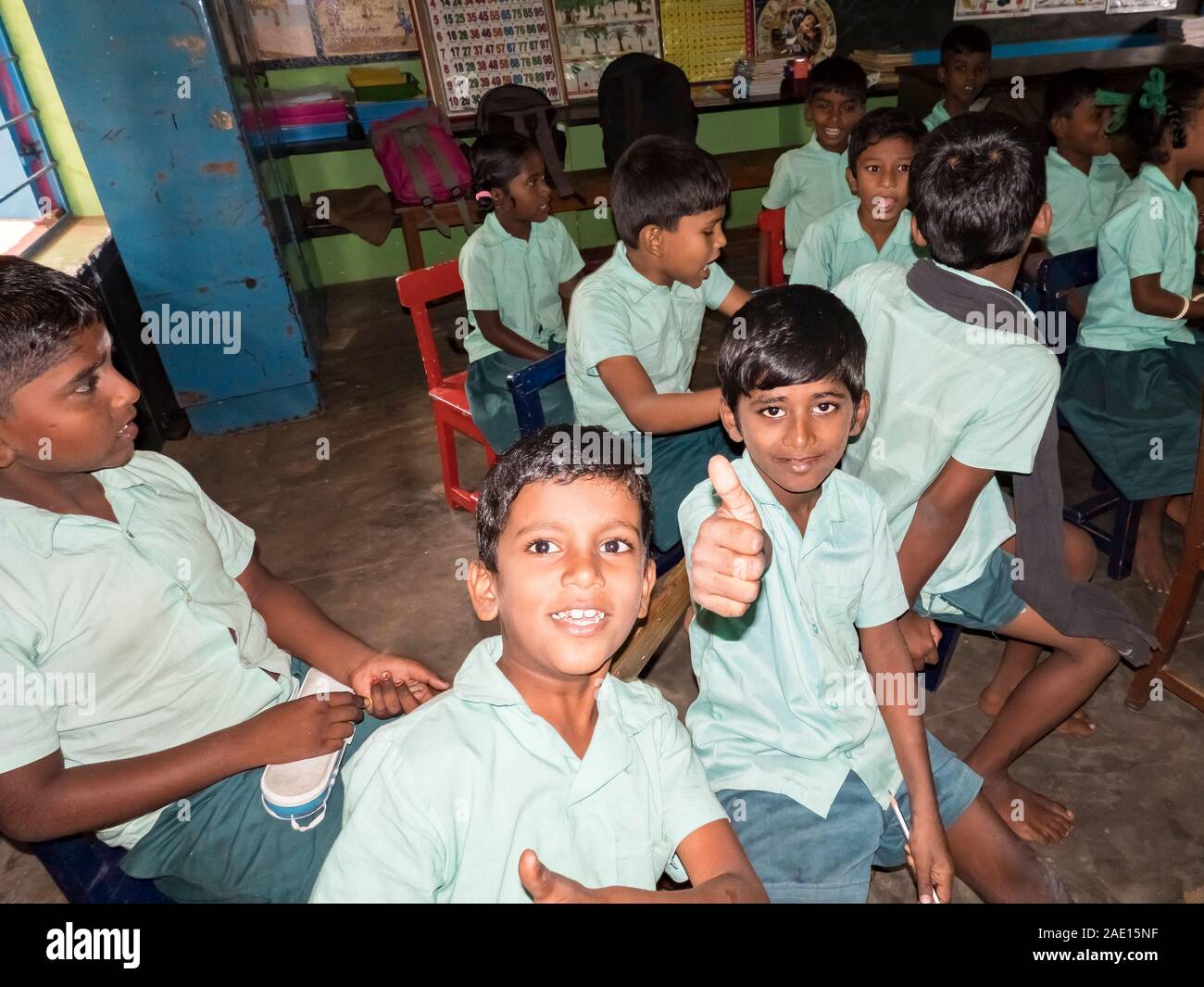 Government school india girls hi-res stock photography and images - Alamy