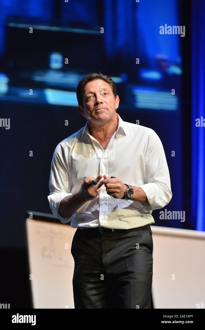 Stratton Oakmont Logo