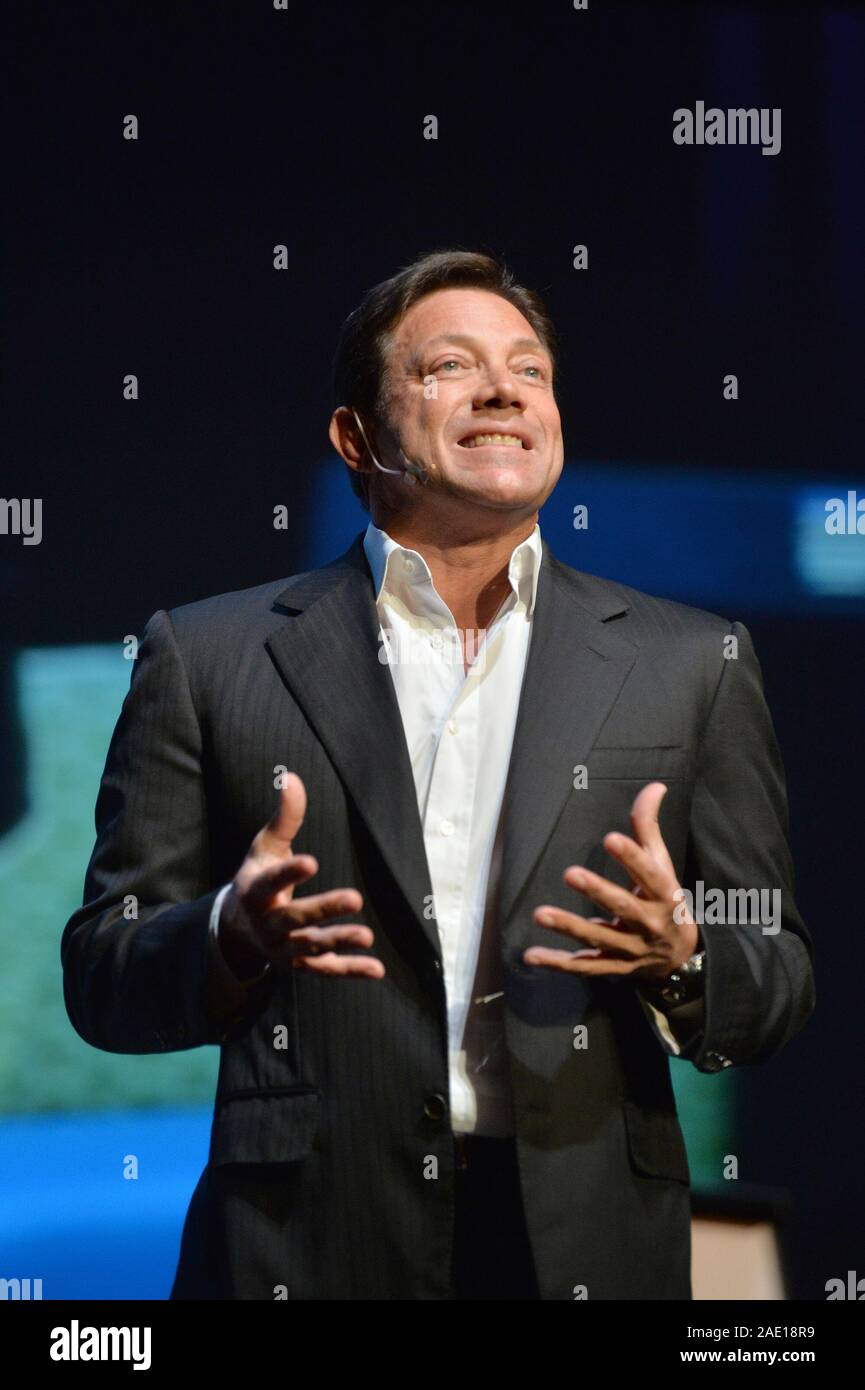 FORT LAUDERDALE, FL - SEPTEMBER 17: Motivational speaker Jordan Belfort ...