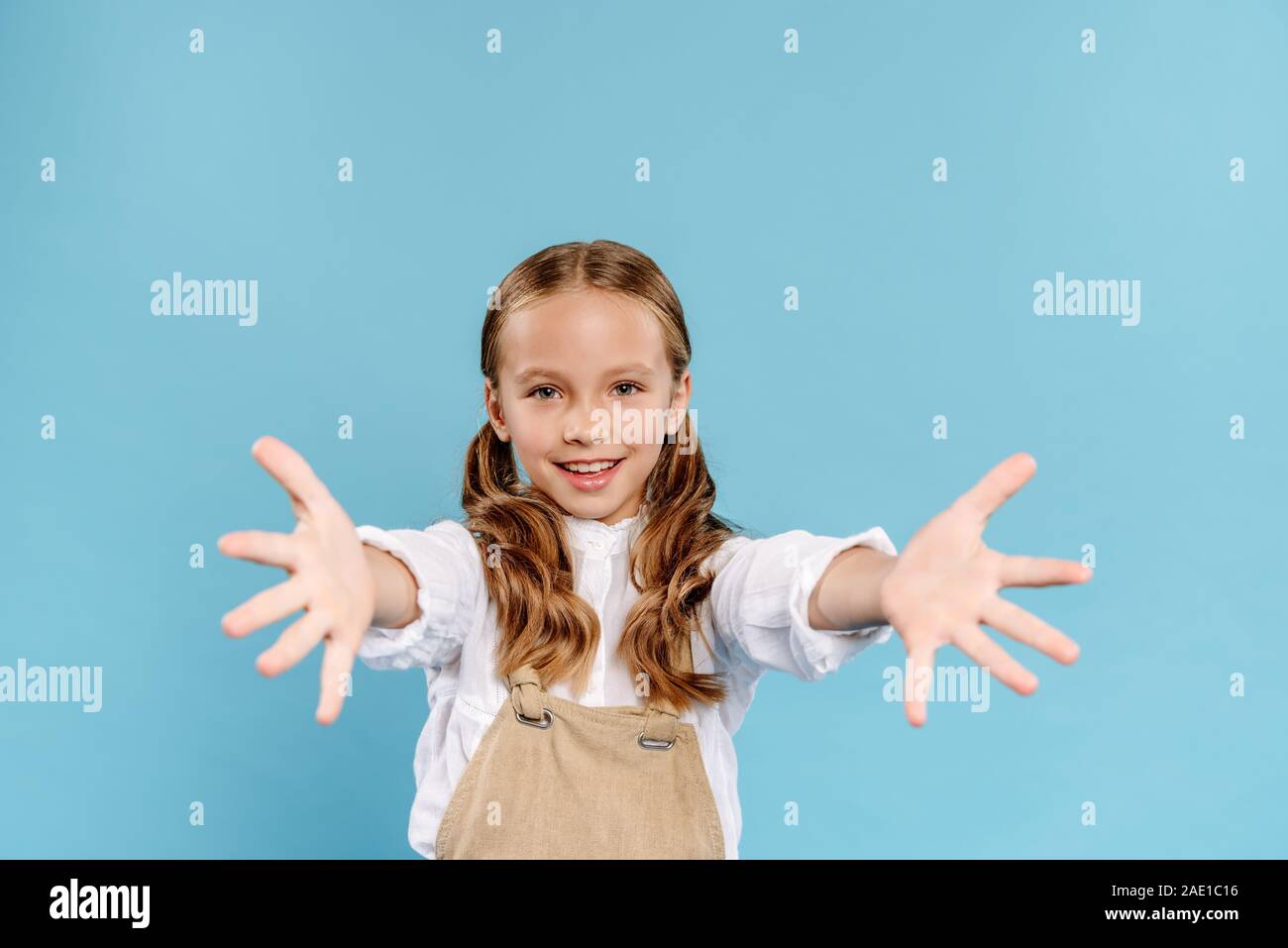 Cute smiling kid outstretched hi-res stock photography and images - Alamy