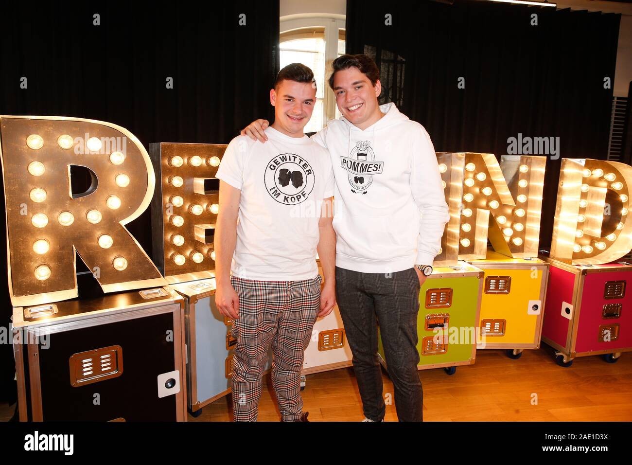 Youtube space l a hi-res stock photography and images - Alamy