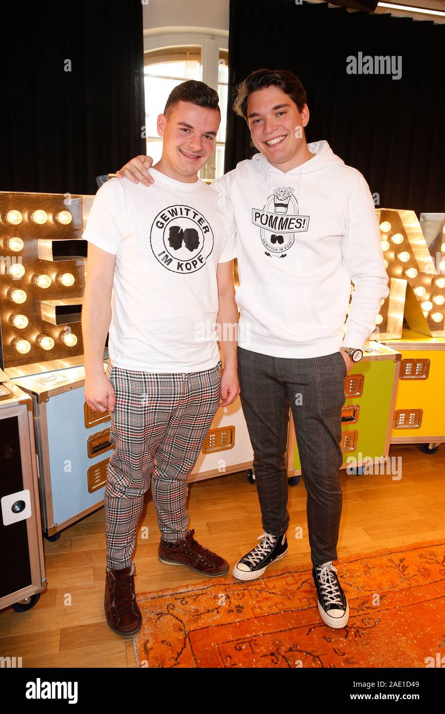 Berlin, Germany. 02nd Dec, 2019. Jan Zimmermann (l) and Tim Lehmann ...