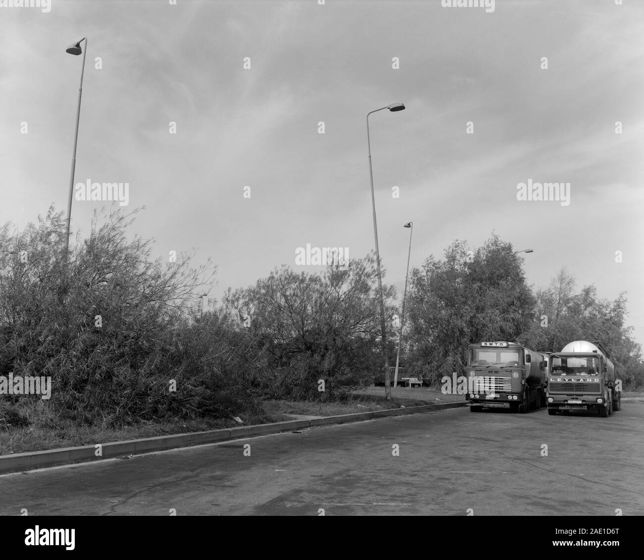 1980s service station hi-res stock photography and images - Alamy
