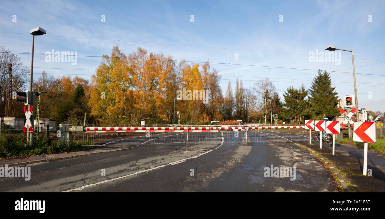 Railway closed hi-res stock photography and images - Alamy