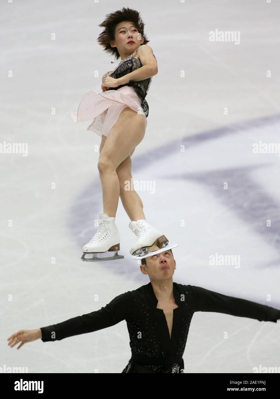 Cheng peng and yang jin senior pairs china hi-res stock photography and ...