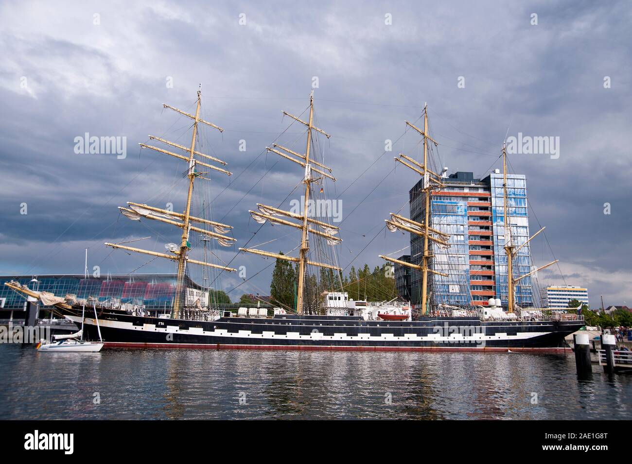Kiel week in 2010 hi-res stock photography and images - Alamy