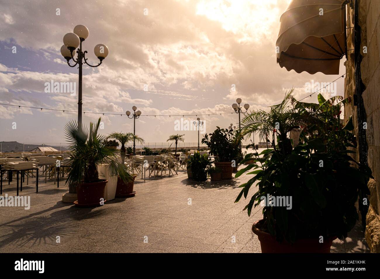 City street lamp in heavy rain Stock Photo - Alamy