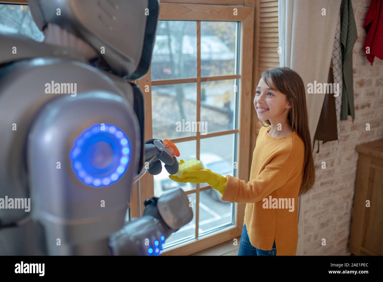 Robot housework futuristic hi-res stock photography and images - Alamy