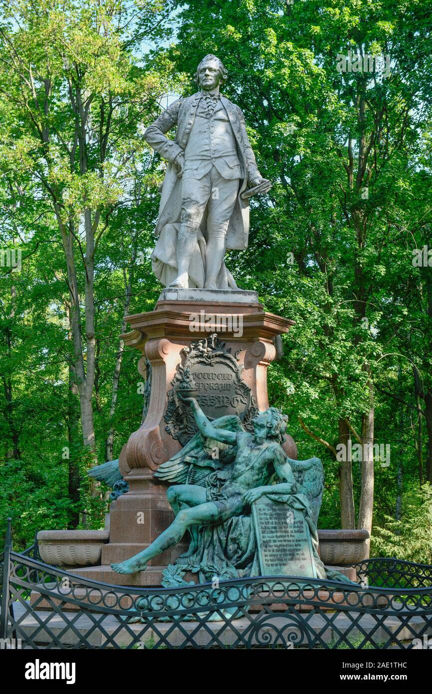 Statue To Gotthold Ephraim Lessing High Resolution Stock Photography ...