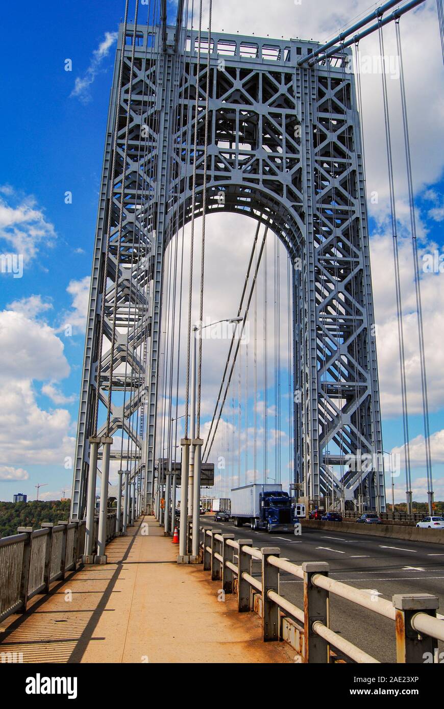 George washington bridge construction hi-res stock photography and ...