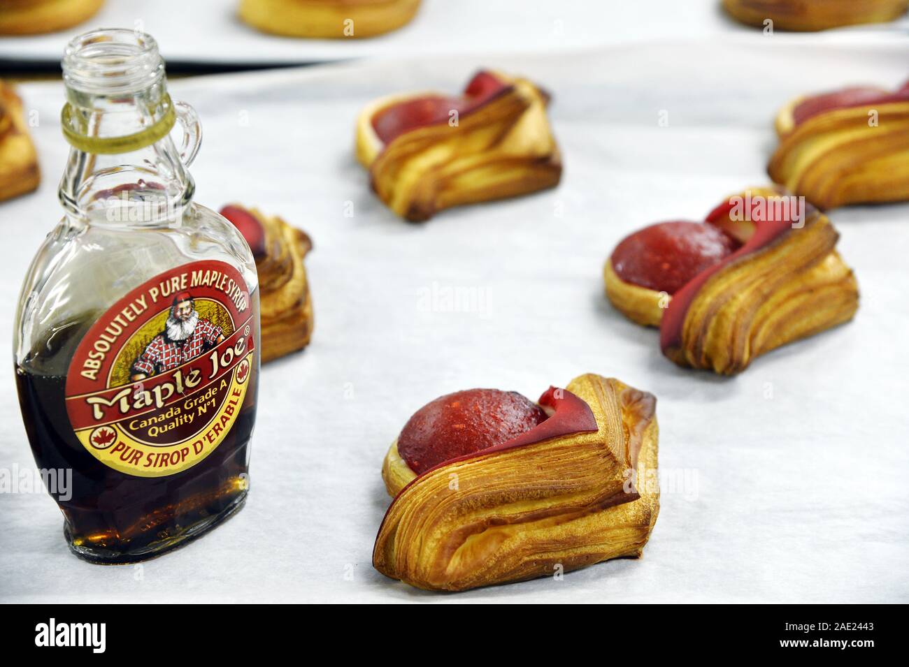 Croissant with syrup hi-res stock photography and images - Alamy