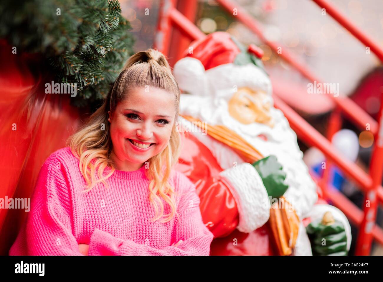 Cologne, Germany. 03rd Dec, 2019. EXCLUSIVE - Caroline Maria Frier ...