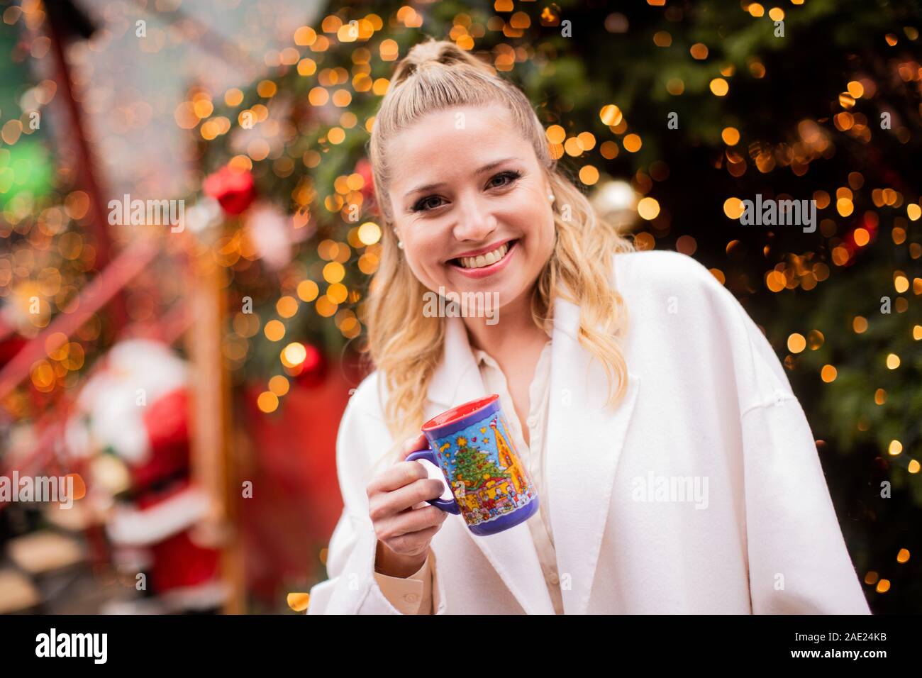 Cologne, Germany. 03rd Dec, 2019. EXCLUSIVE - Caroline Maria Frier ...