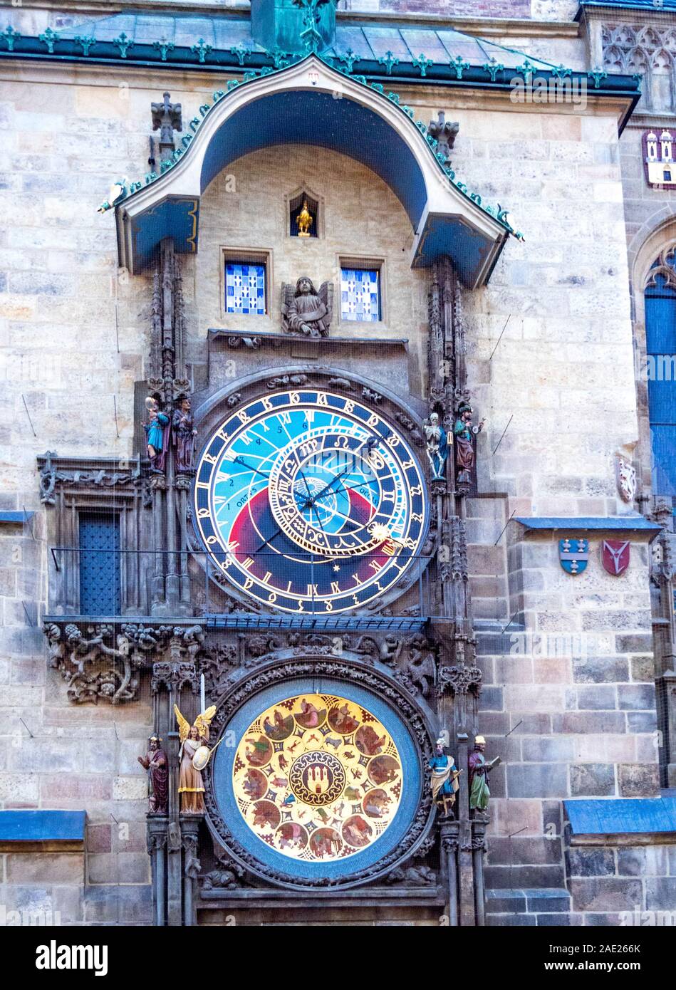 Middle ages clock hi-res stock photography and images - Alamy