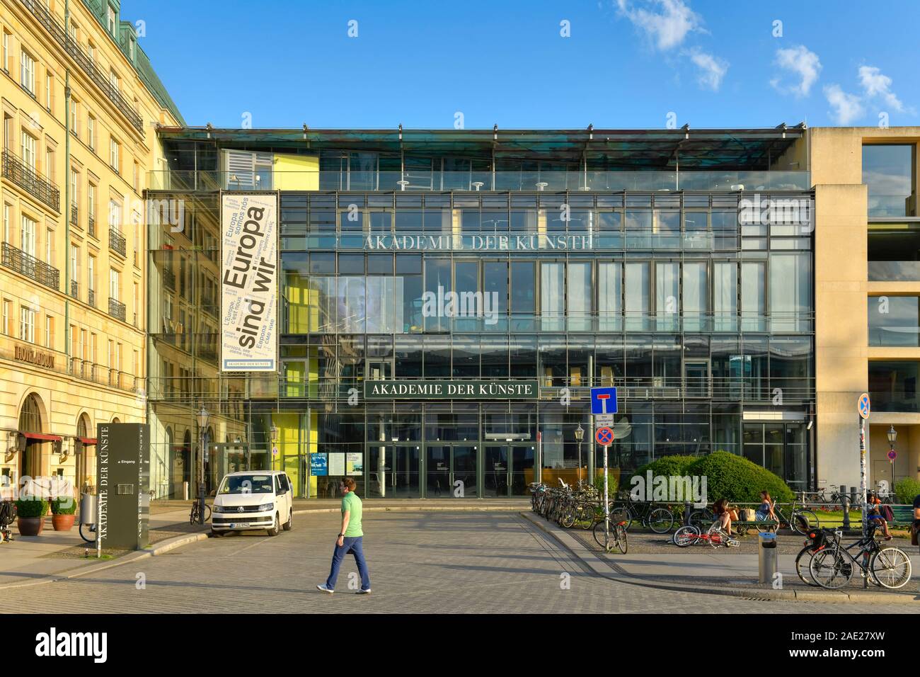 Akademie der Künste, Pariser Platz, Mitte, Berlin, Deutschland Stock ...