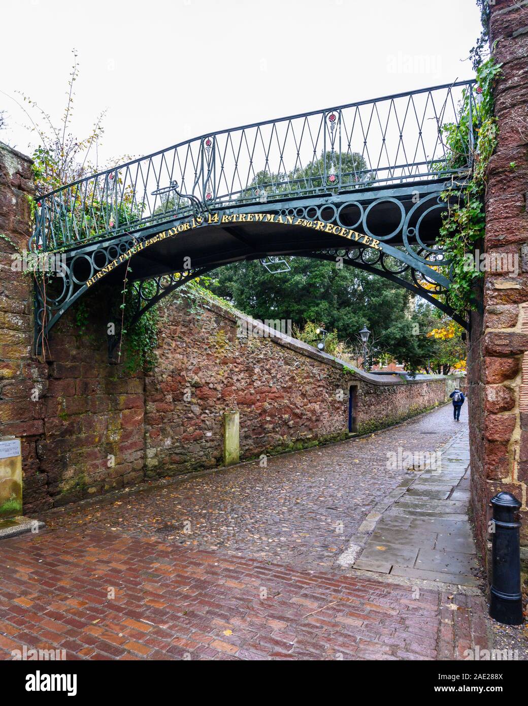 Wrought iron bridge hi-res stock photography and images - Alamy