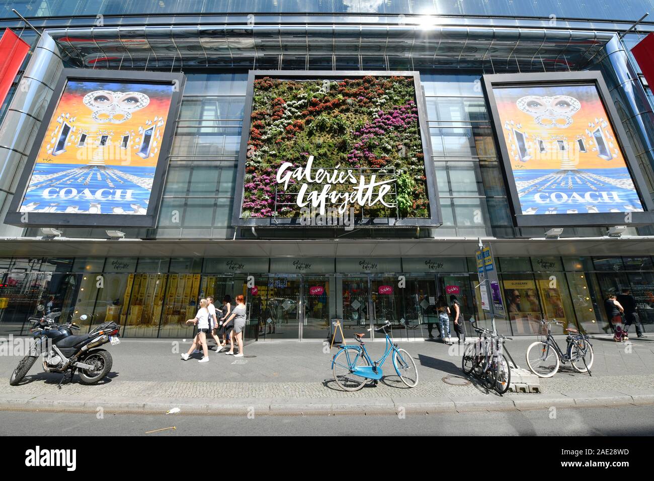 Geschäftshaus Quartier 207, Galeries Lafayette, Friedrichstraße, Mitte ...