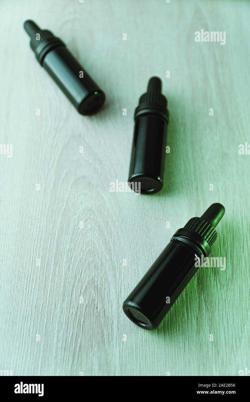 Black glass bottles hi-res stock photography and images - Alamy