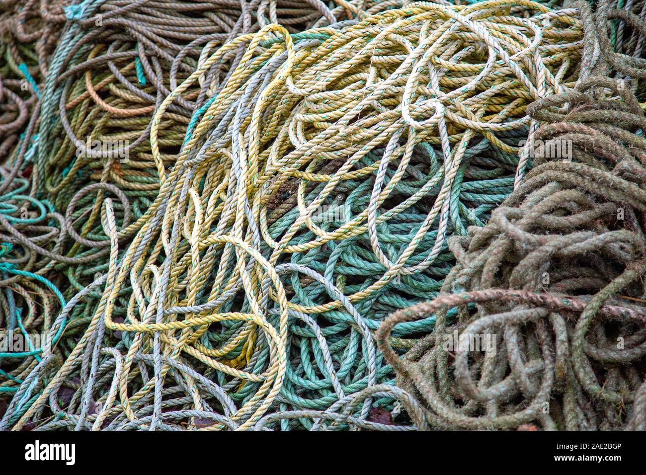 Coils of rope hi-res stock photography and images - Alamy