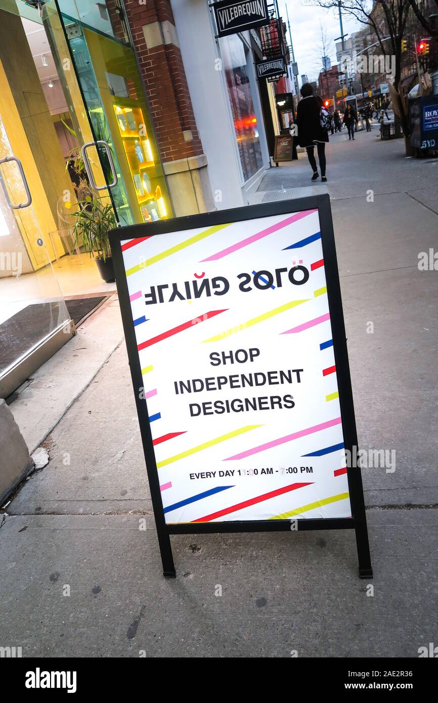 Broadway sign soho new york hi-res stock photography and images - Alamy