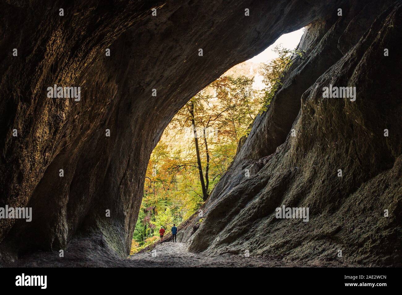 Female silhouette in cave hi-res stock photography and images - Alamy
