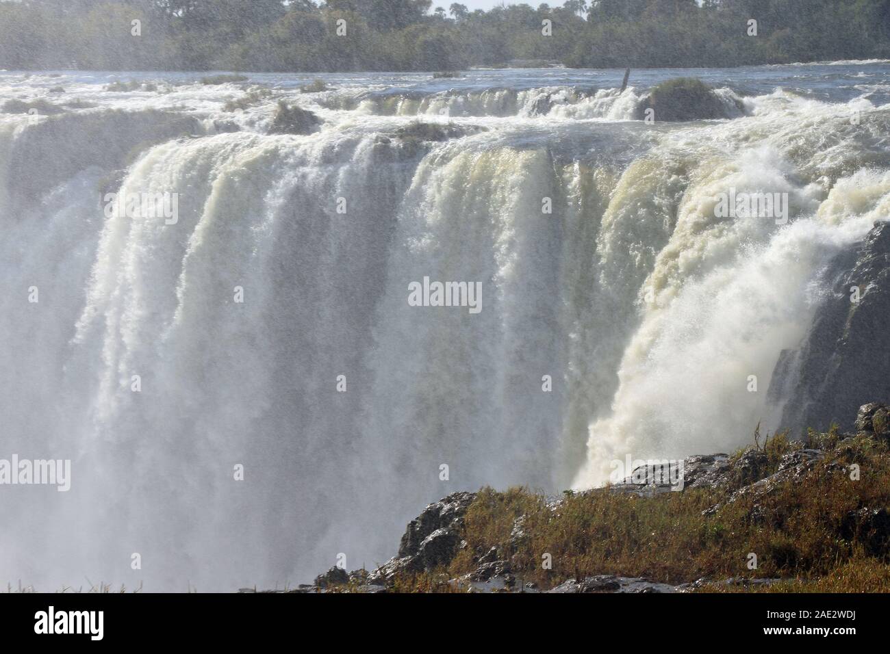 Worlds largest sheet of falling water hi-res stock photography and ...