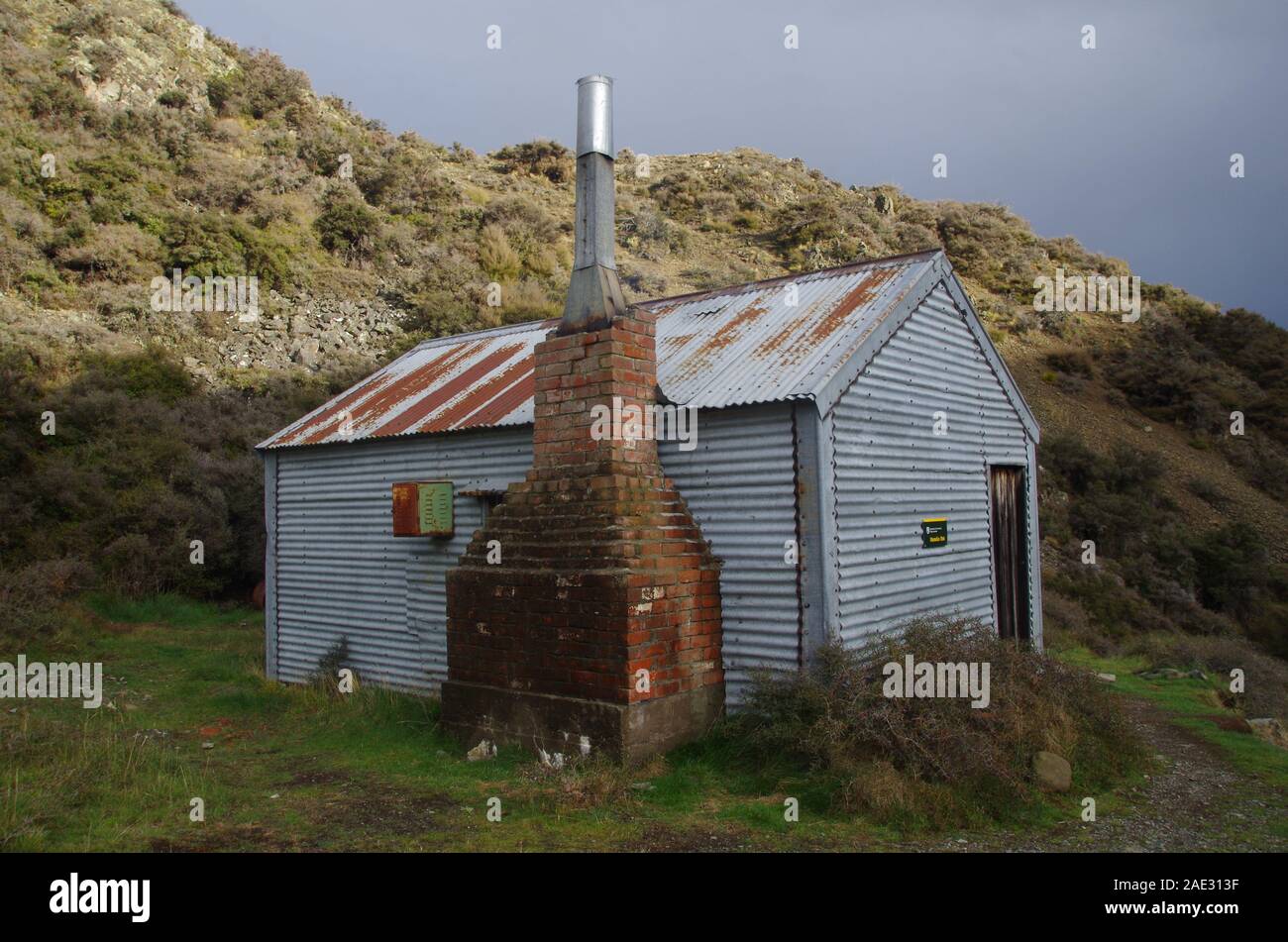 Manuka hut. Hakatere Conservation Park. Te Araroa Trail. Lake Emily ...